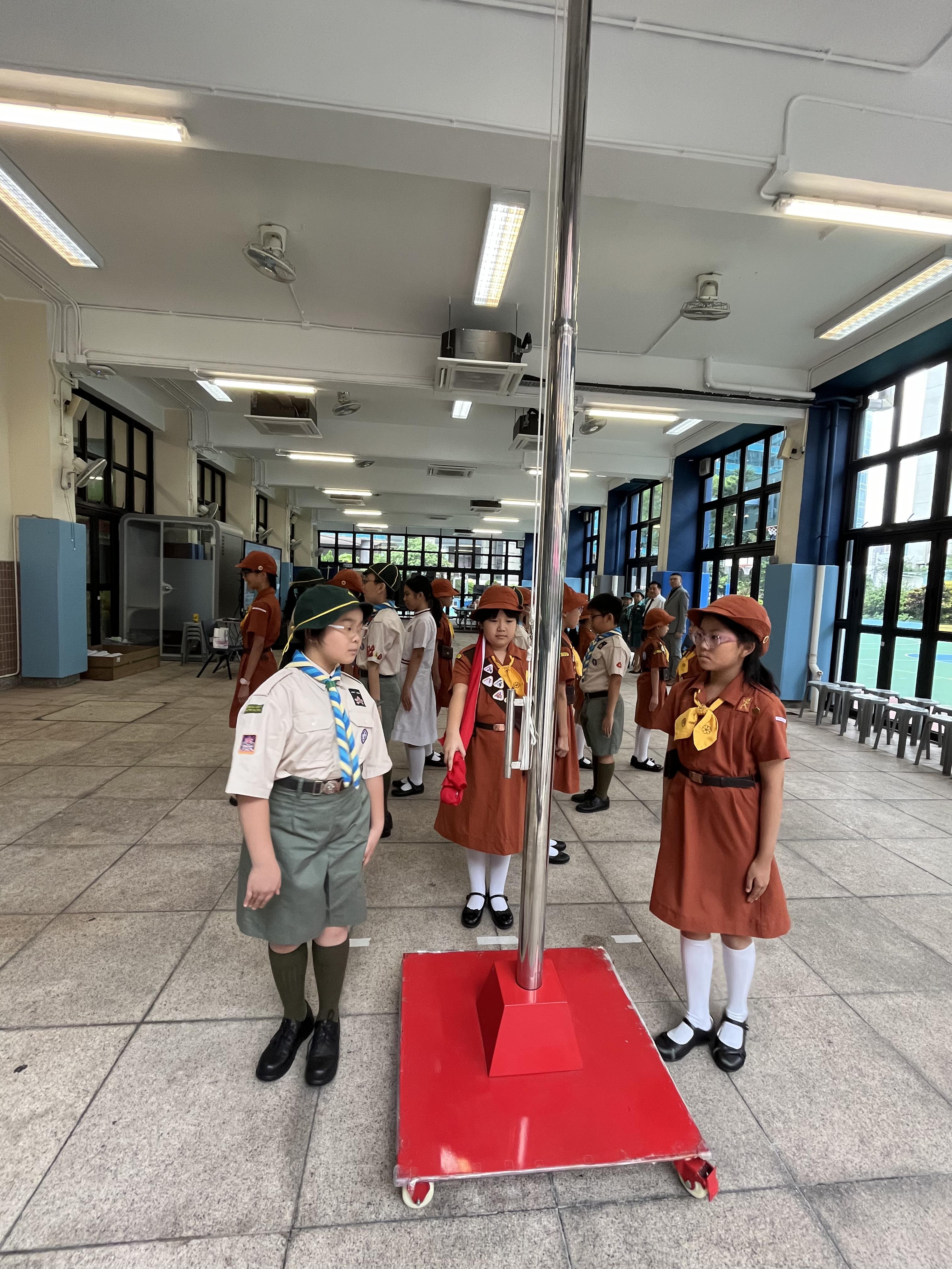 香港女童軍九龍城分會主辦 中式步操及升旗訓練 | 香港女童軍